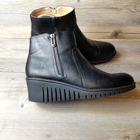 Flexstep | Shoes | Flexstep Brooke Wedge Heel Double Zip Feature Ankle ...